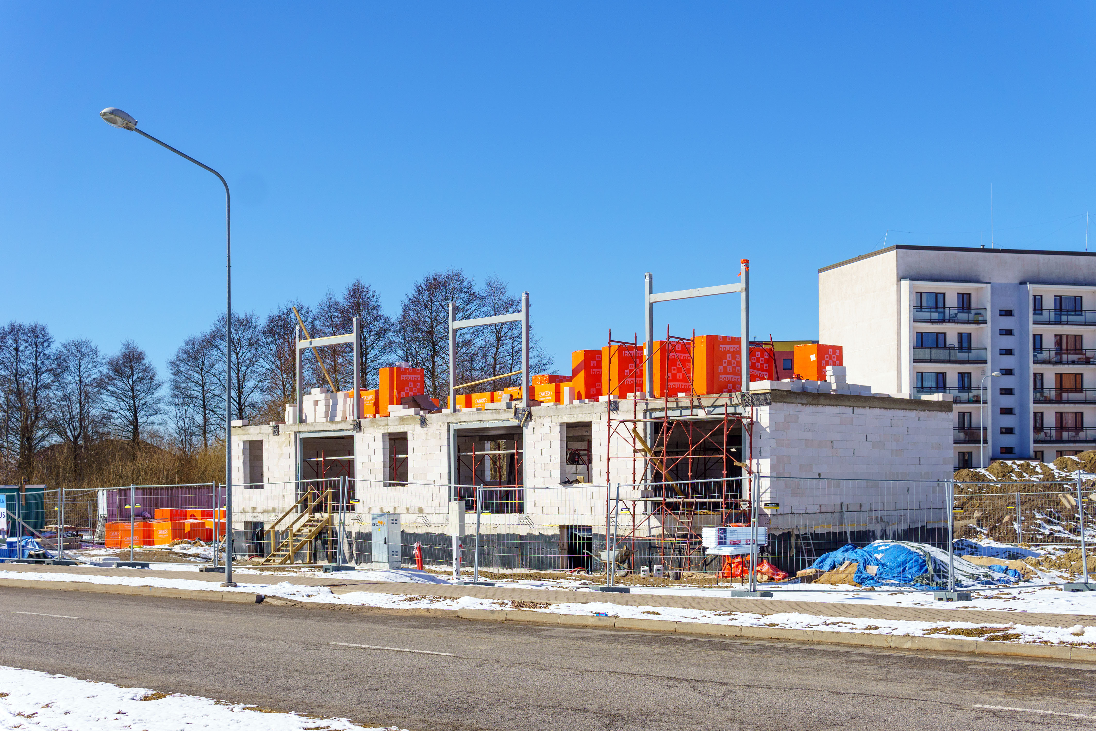 Olainē top mūsdienīgs dzīvojamais komplekss - olaine.lv